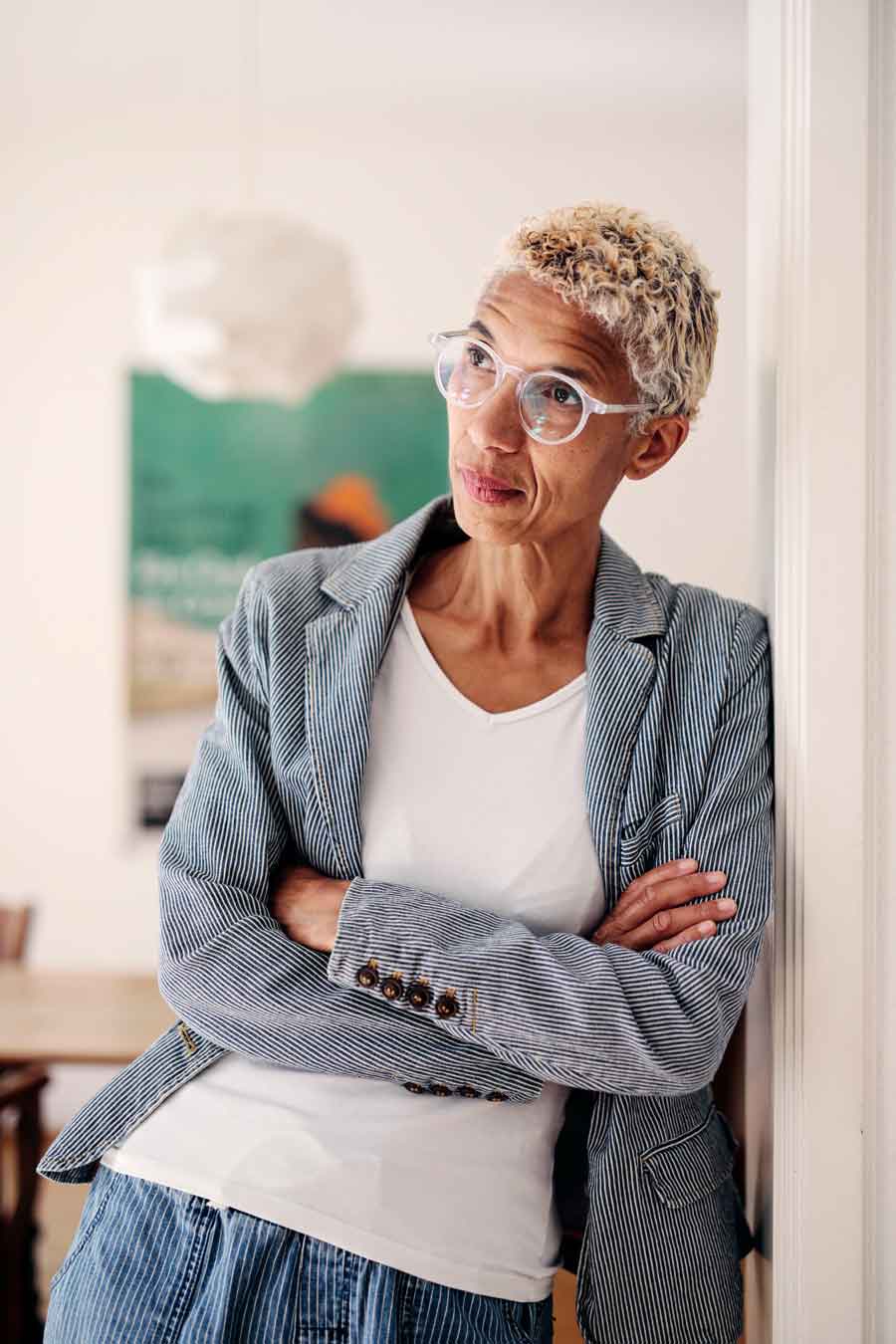 Sandra Moser - Schauspiel, Regie, Sprache, Film, TV, Radio und Bühne