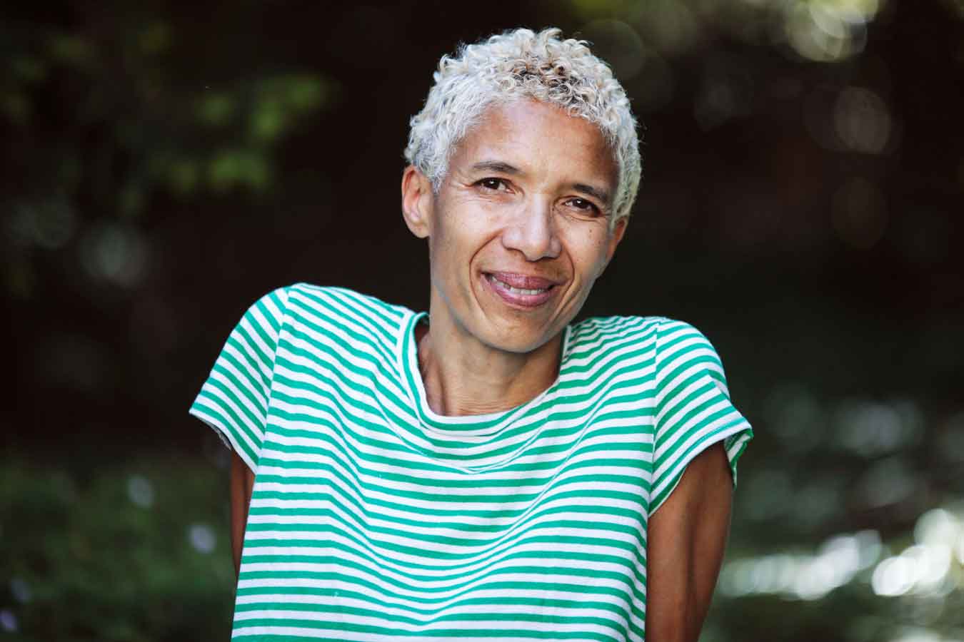 Sandra Moser - Schauspiel, Regie, Sprache, Film, TV, Radio und Bühne